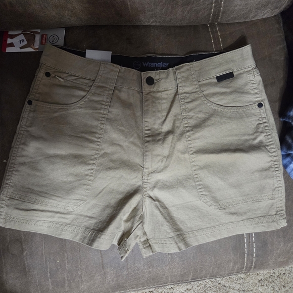 Wrangler | Shorts | Wrangler Womens Tan Shorts | Poshmark